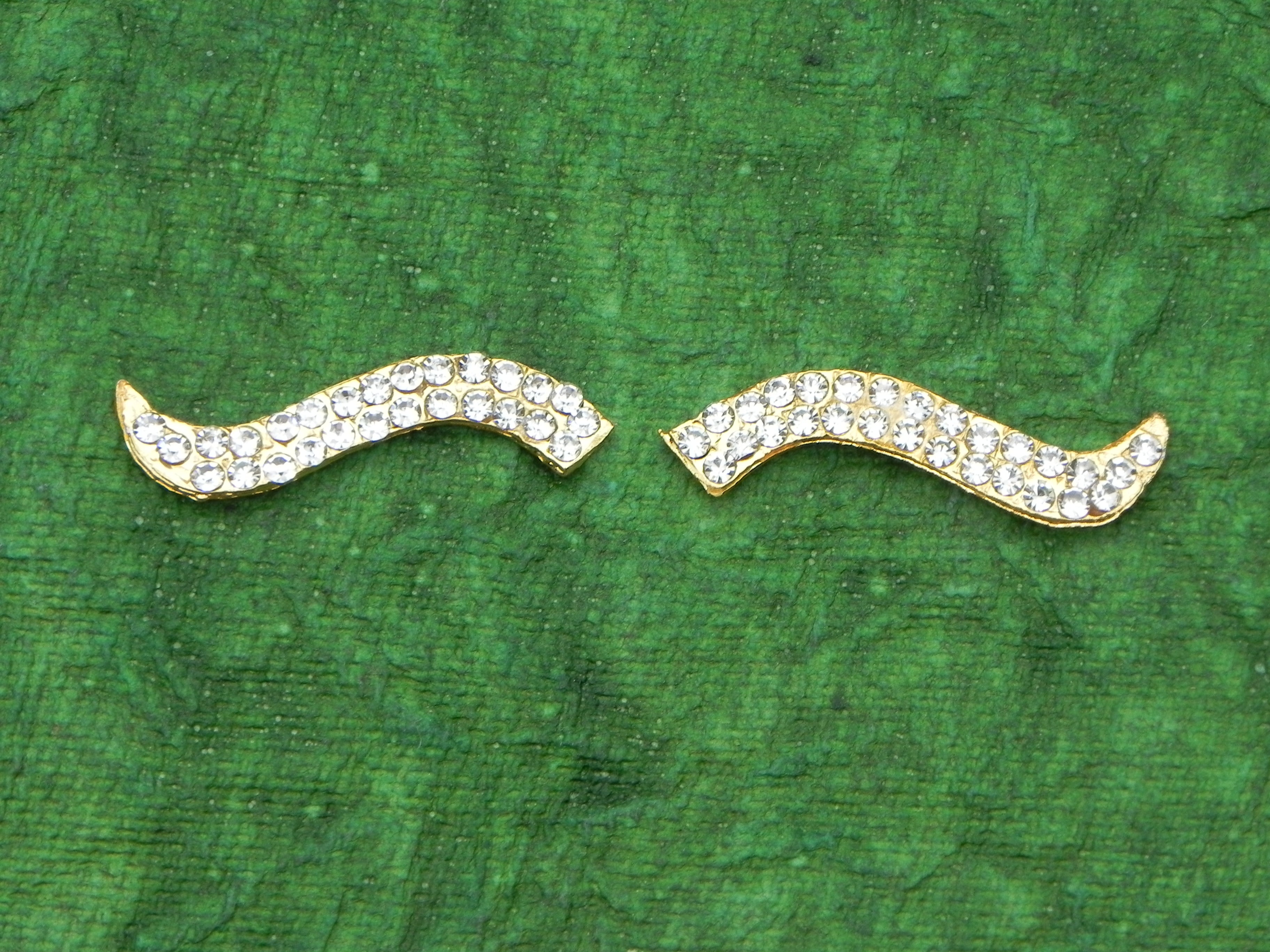 Stone Eyebrows – Svasti Store